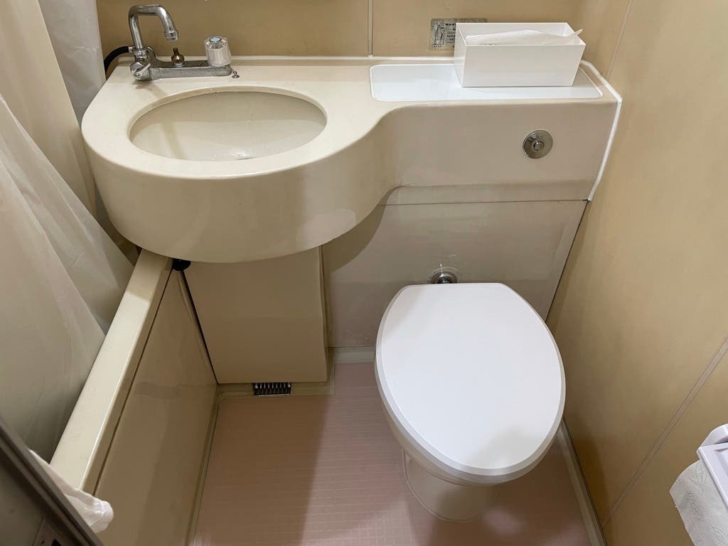 【伏見・大須観音徒歩9分】地域最安/ブース席/Wi-Fi/電源/自習✏️/デスクワーク💻の写真5