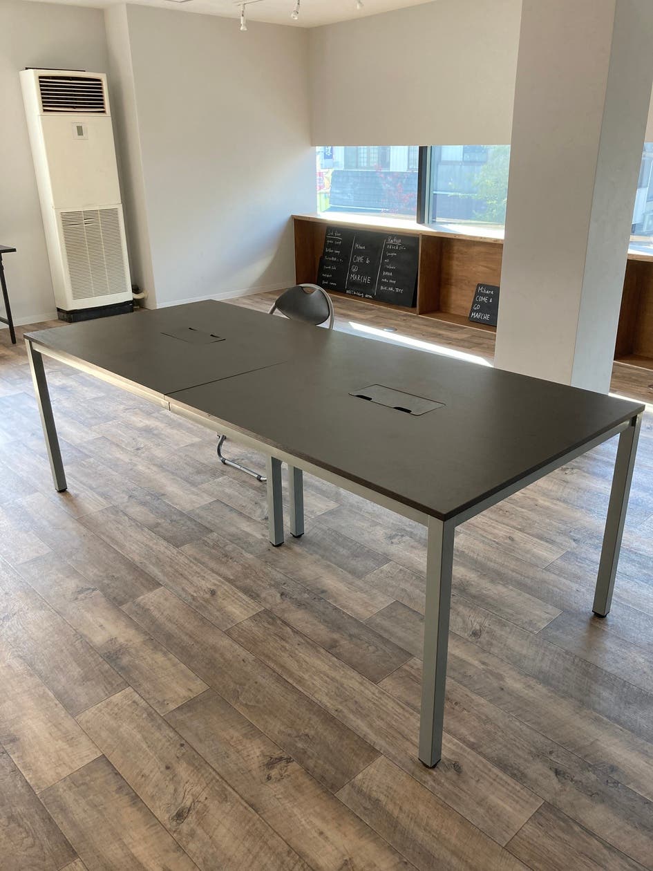 三原駅前のゆったり室内空間！の写真8