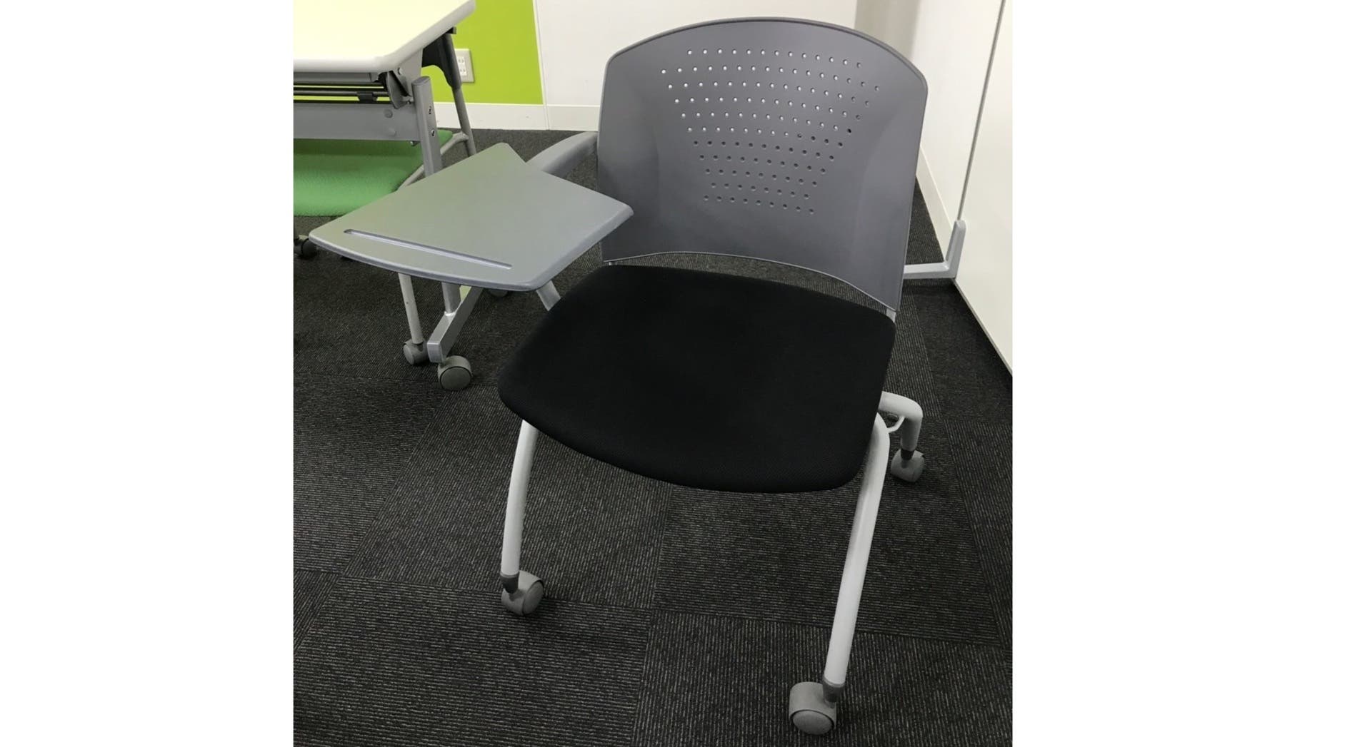 みんなの会議室【神田駅 4分】オプション料金0円で設備・備品使い放題♪ WiFi無料！清掃・消毒で衛生面も安心♥便利な駅近の写真13