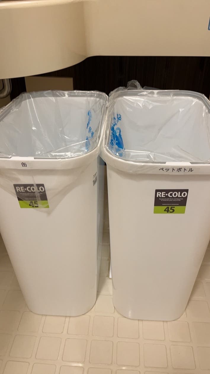 缶、ビン、ペットボトルゴミ箱利用の画像1