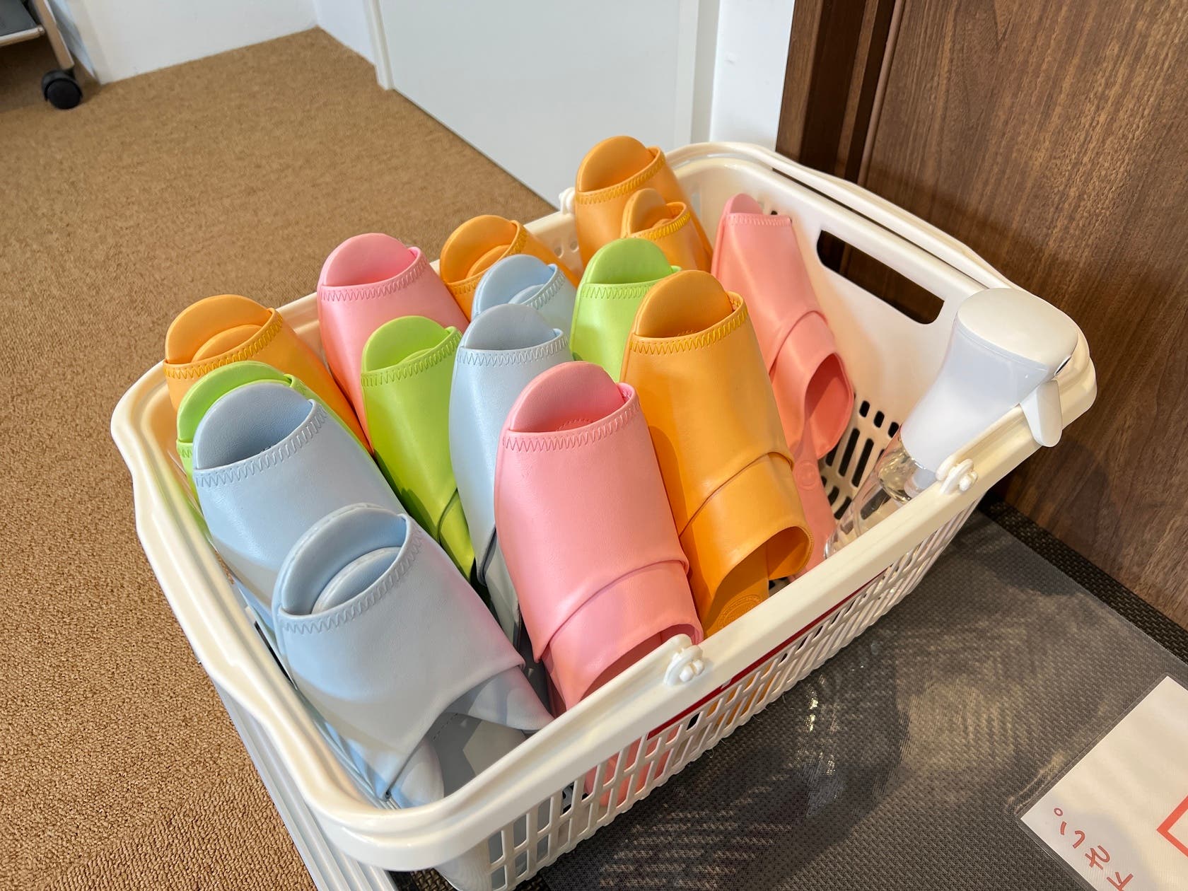 スリッパの画像1