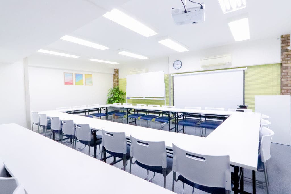 【原宿駅 竹下口徒歩23秒！40名】竹下通り入り口マクドナルド上！プロジェクタ―・WiFi無料！ふれあい貸し会議室 原宿No61の写真11