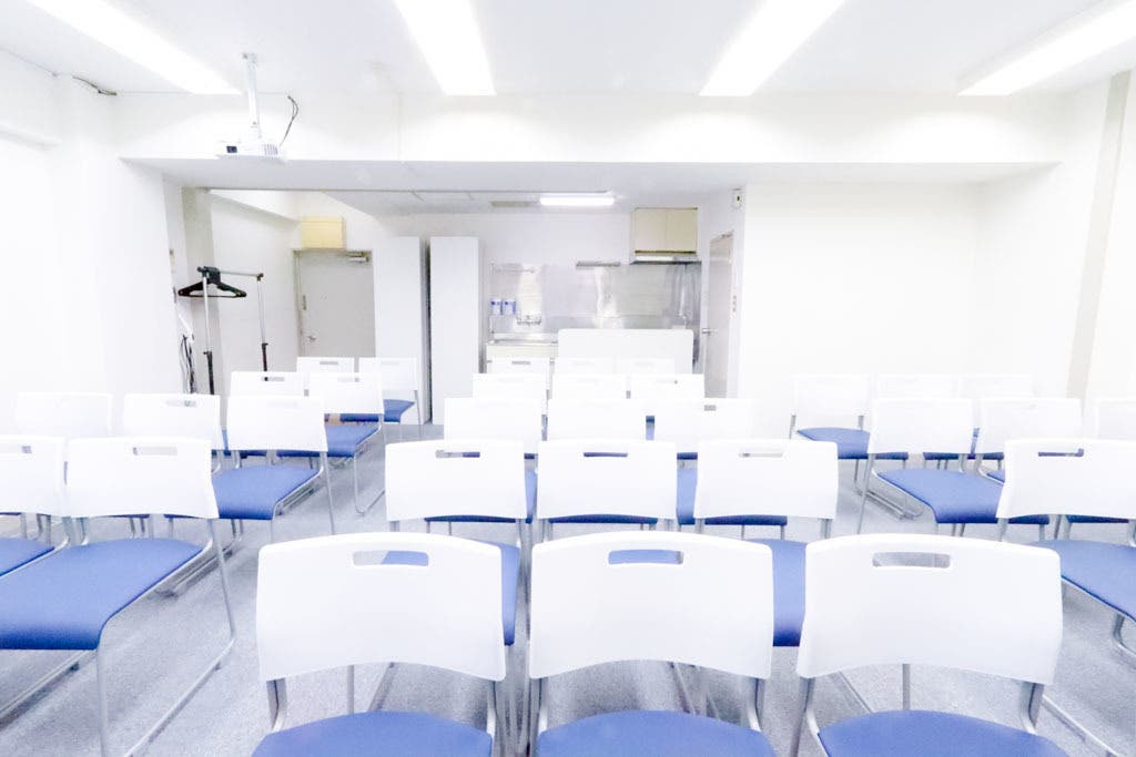 【原宿駅 竹下口徒歩23秒！40名】竹下通り入り口マクドナルド上！プロジェクタ―・WiFi無料！ふれあい貸し会議室 原宿No61の写真17