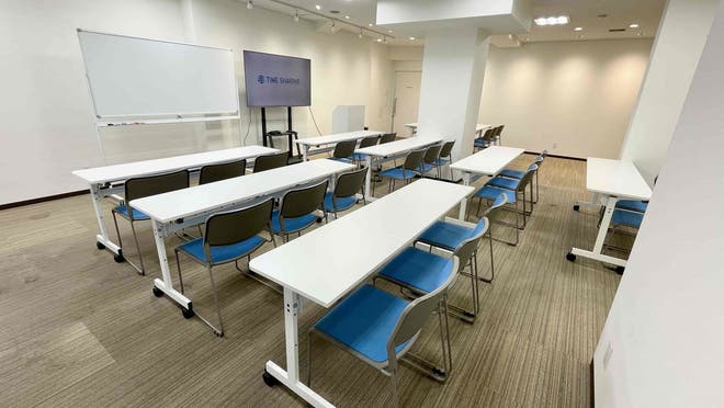 会議室【代々木駅1分】31名着席の会議室!備品全て無料!の写真3