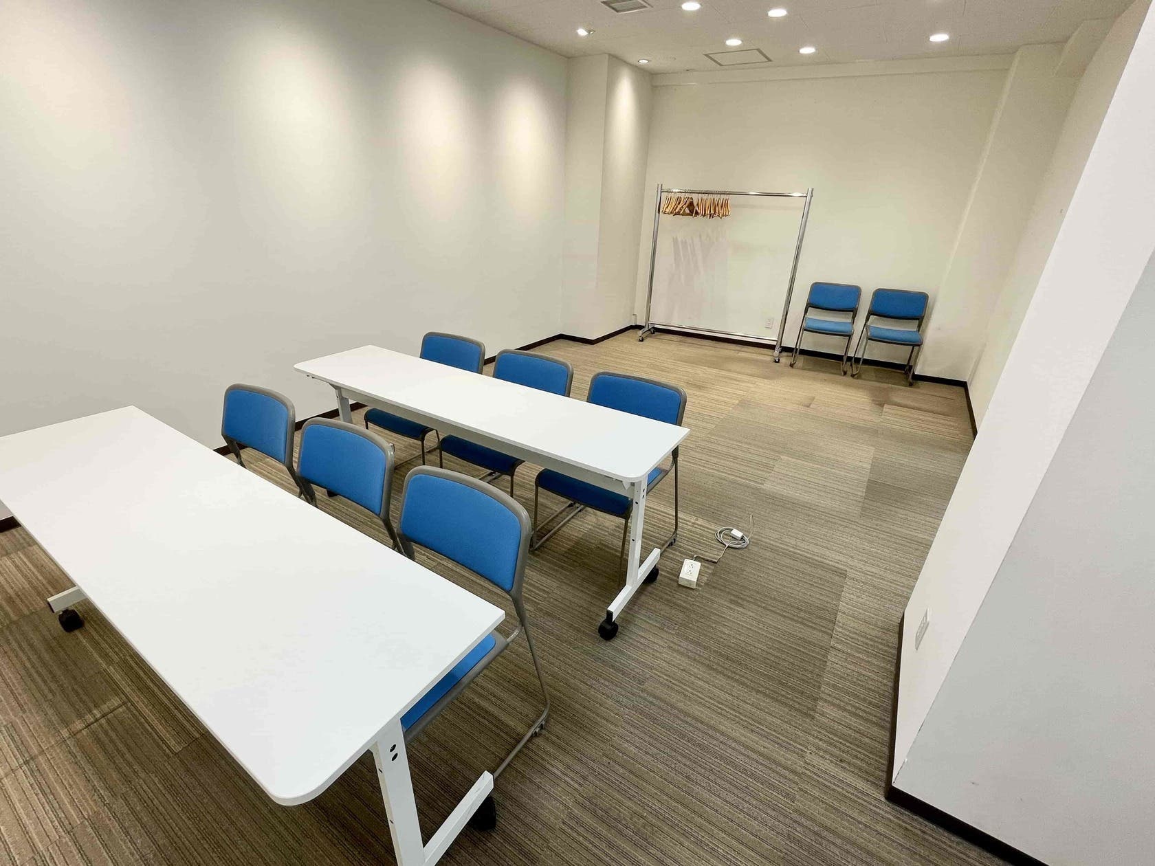 会議室【代々木駅1分】31名着席の会議室！備品全て無料！の写真9