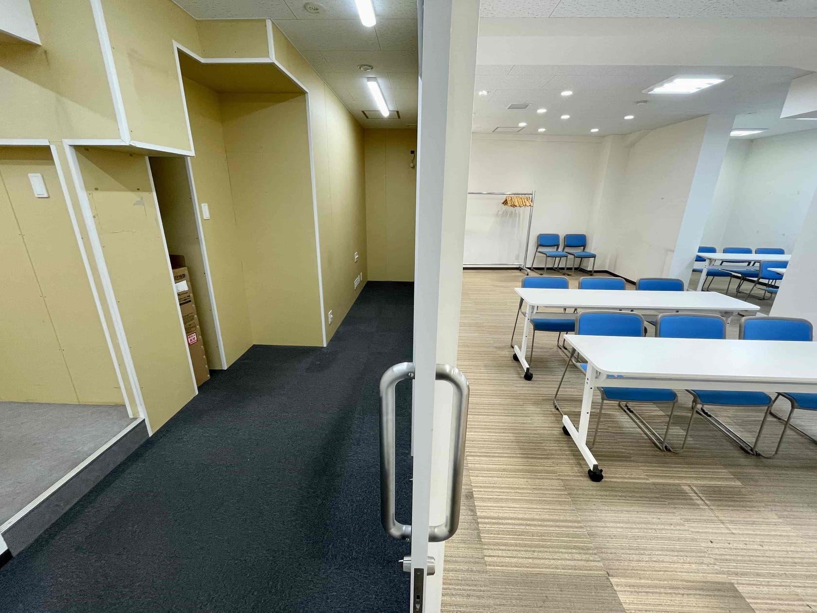 会議室【代々木駅1分】31名着席の会議室！備品全て無料！の写真16