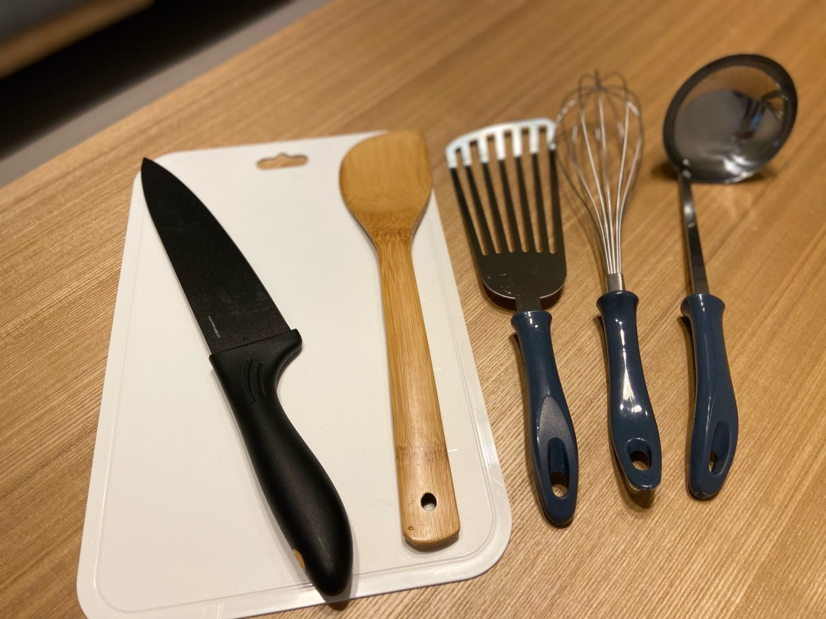 【大人気遊び空間】元町駅近☕フリードリンク🌟ゲーム多数🎮プロジェクター🗑ゴミ箱利用可🍕鍋パ/タコパ/合コン/女子会の写真17