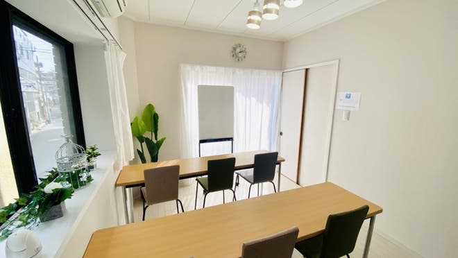 オープン記念1時間@900円! 高速光wi-fi 【学芸大学徒歩3分】★コルコバード 50V型TV ホワイトボードの写真2