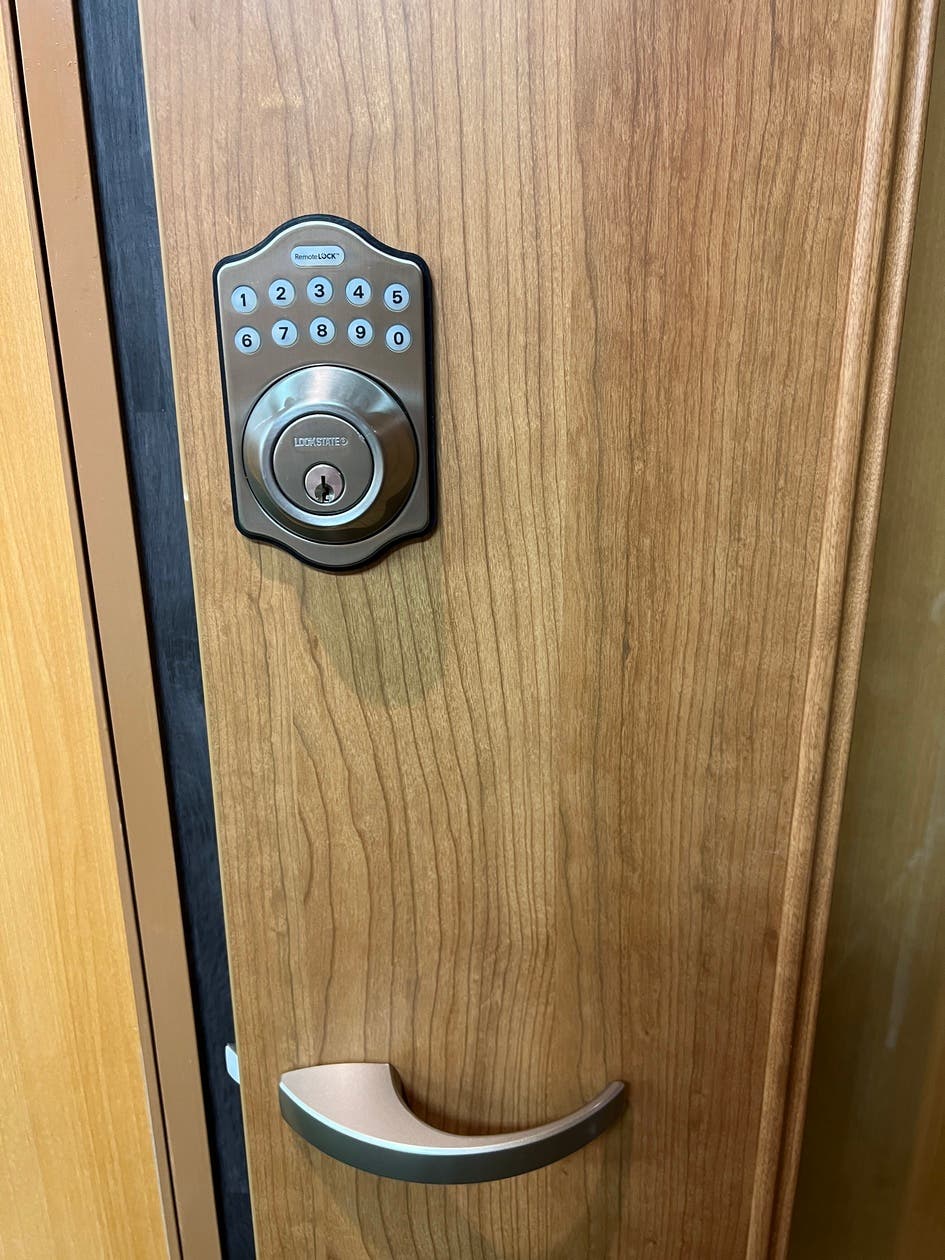 幕張本郷駅から1分のダンススタジオの写真5