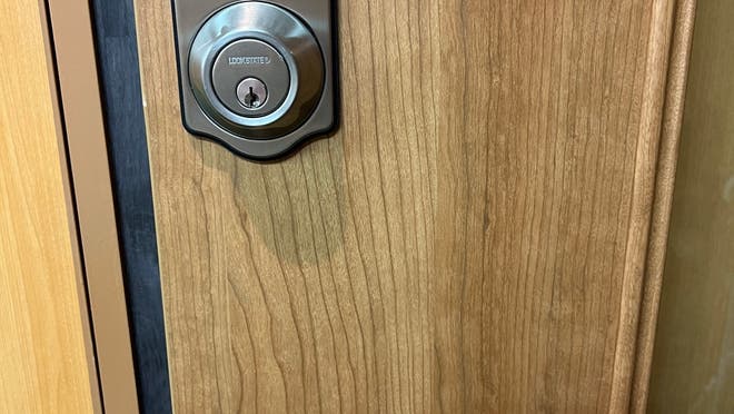 幕張本郷駅から1分のダンススタジオの写真5