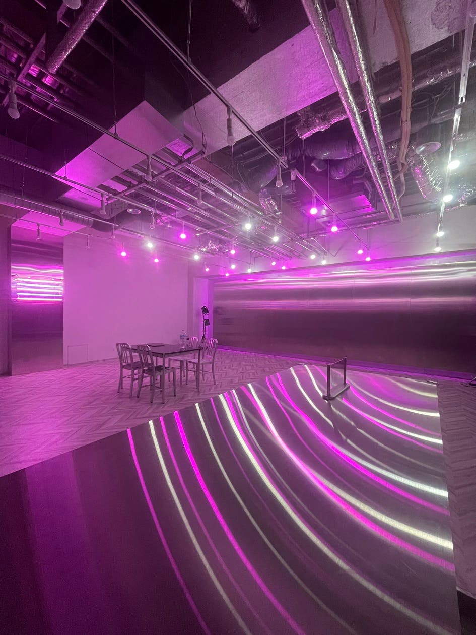 【中目黒駅90秒お洒落で映える大型スタジオ】大きな鏡/テレビ収録/動画撮影/ライブ配信/ダンス/講演/高音質/24時間可の写真6