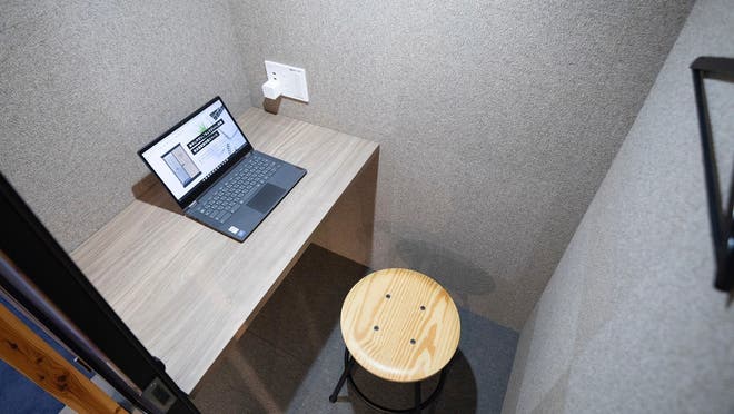 <RemoteworkBOX いいオフィス浜松町店【No.1】>完全個室⭐️Wi-Fi無料!テレワーク/Zoom/自習の写真2