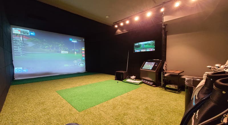【渋谷駅🚶‍6分】ゴルフシュミレーターGDR✨スリクソン ZX７⛳無人インドアゴルフ cosoren