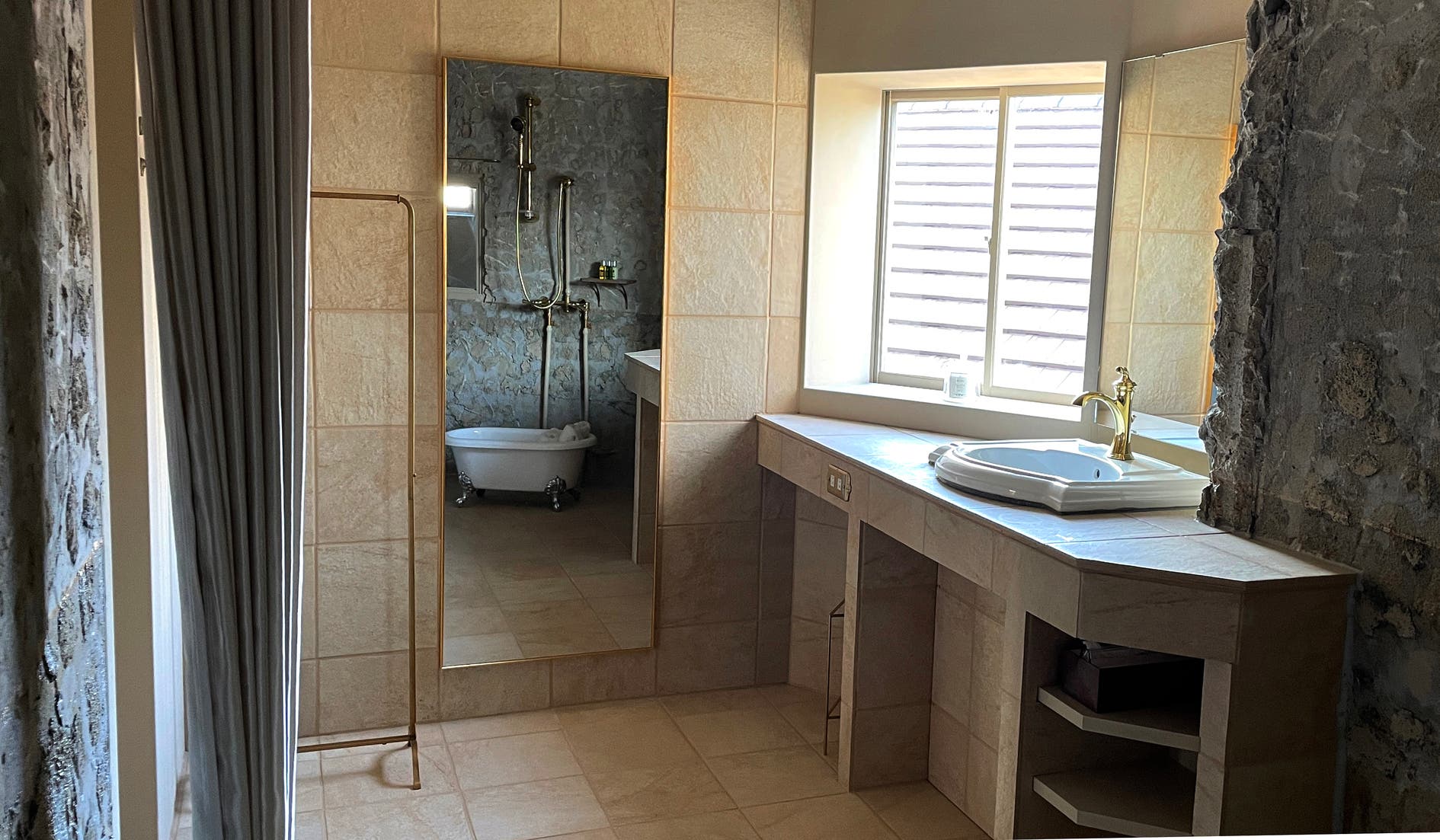 【20名利用可】大阪から1時間・都内から3時間。びわ湖のほとりで優雅で特別な時間を。の写真18