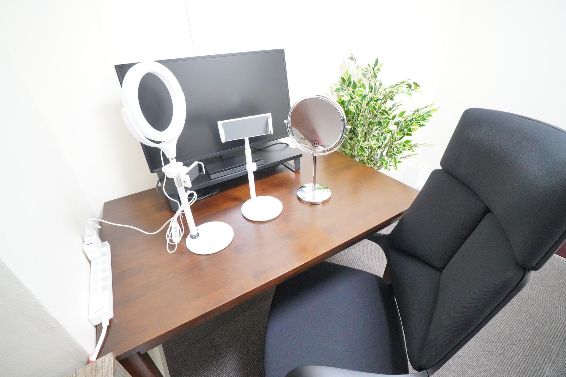 ＜名古屋ミニマル210＞駅近🚃Wi-Fi📶モニター🖥リモートワーク/ZOOM/Web会議,面接の写真5