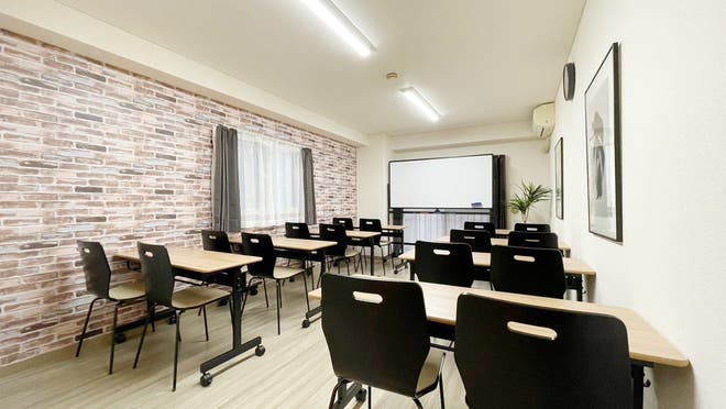 【FRIENDS XV】池袋駅西口から徒歩4分!会議、撮影、ボードゲーム、テレワーク、ヨガ、整体、などで利用可能!光回線の写真1