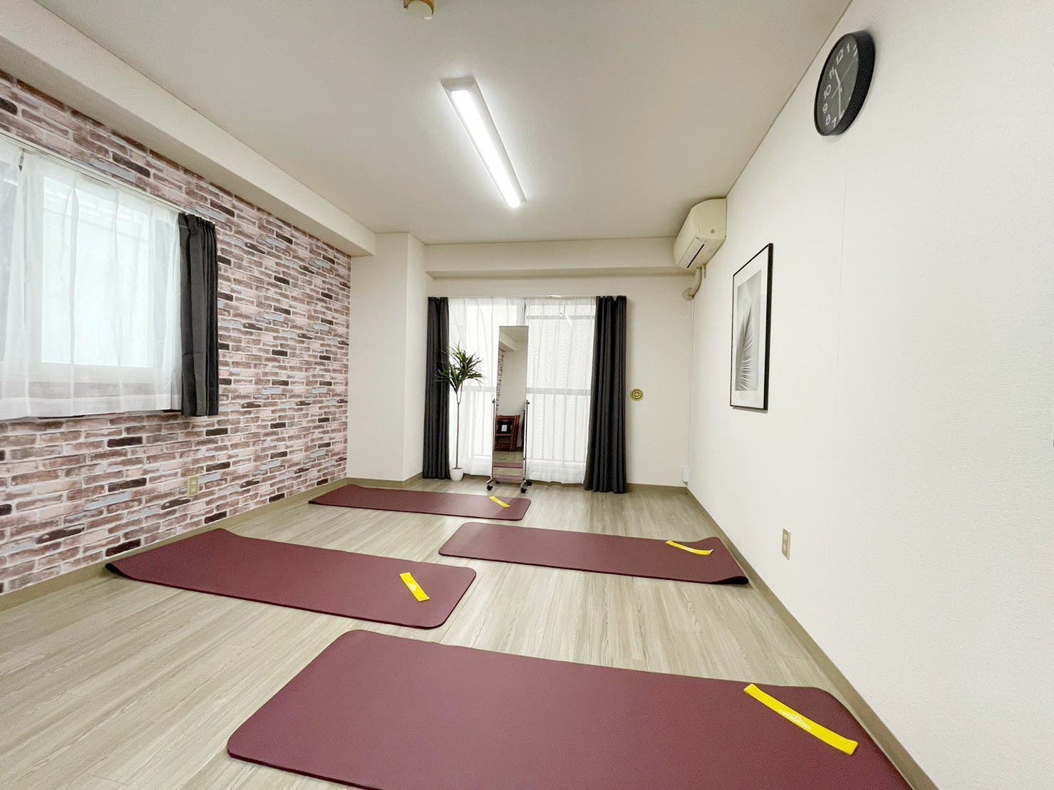 【FRIENDS XV】池袋駅西口から徒歩４分！会議、撮影、ボードゲーム、テレワーク、ヨガ、整体、などで利用可能！光回線の写真8