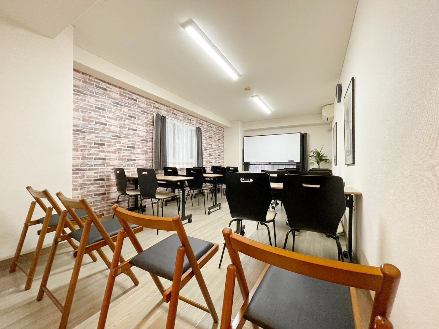 【FRIENDS XV】池袋駅西口から徒歩４分！会議、撮影、ボードゲーム、テレワーク、ヨガ、整体、などで利用可能！光回線の写真11