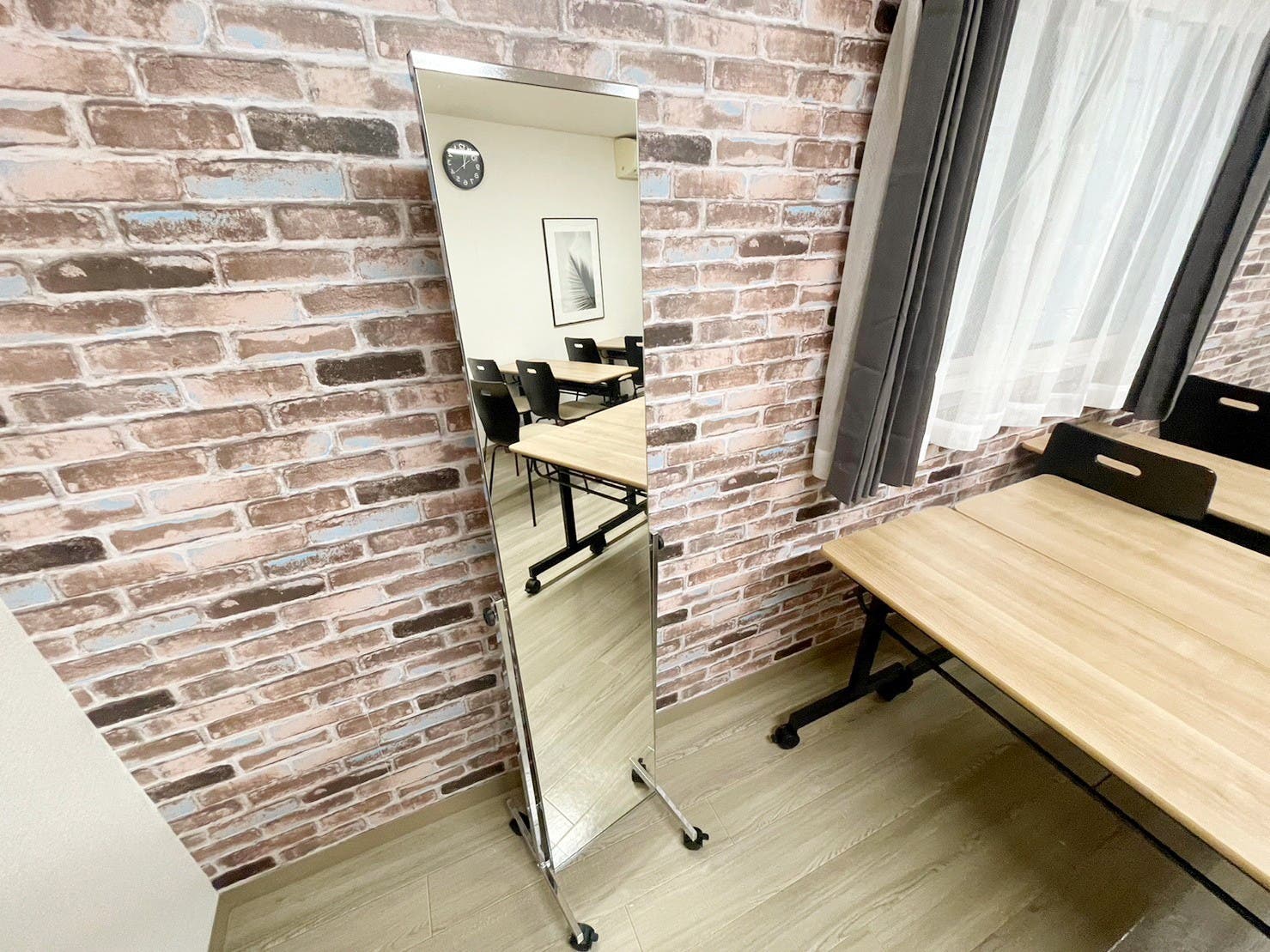 【FRIENDS XV】池袋駅西口から徒歩４分！会議、撮影、ボードゲーム、テレワーク、ヨガ、整体、などで利用可能！光回線の写真16