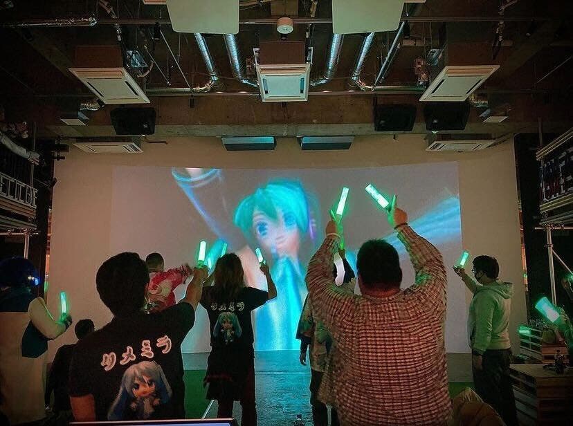 ★縦4ｍ×横9mの巨大スクリーン完備150㎡のラウンジスペース★クリスマスイベント・忘年会・新年会の写真6