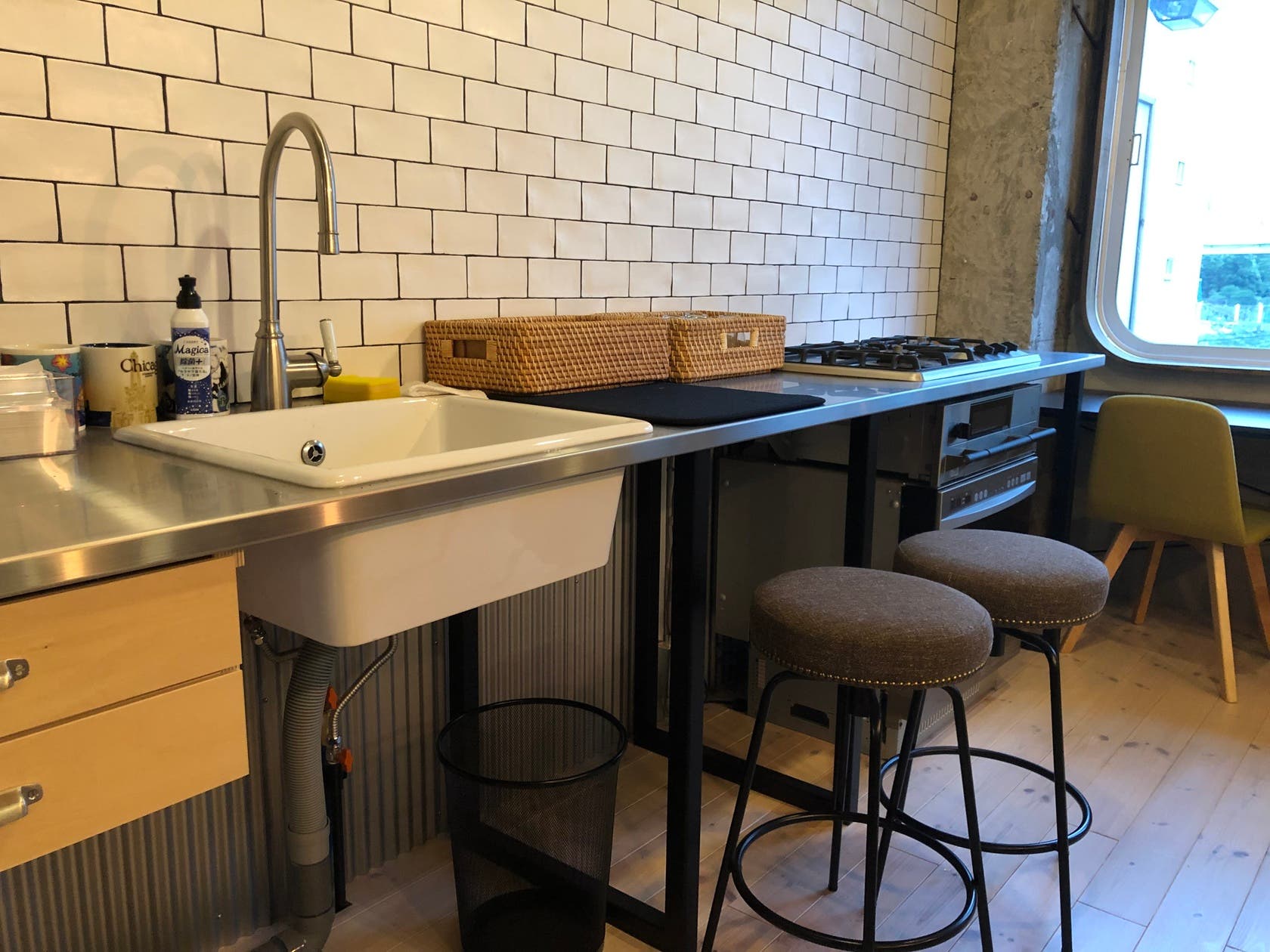 ＜浅草ハコバナ＞浅草駅2分🚃25名収容！Wi-Fi📶物々交換用本棚あり📚会議/商談/パーティー/懇親会の写真10