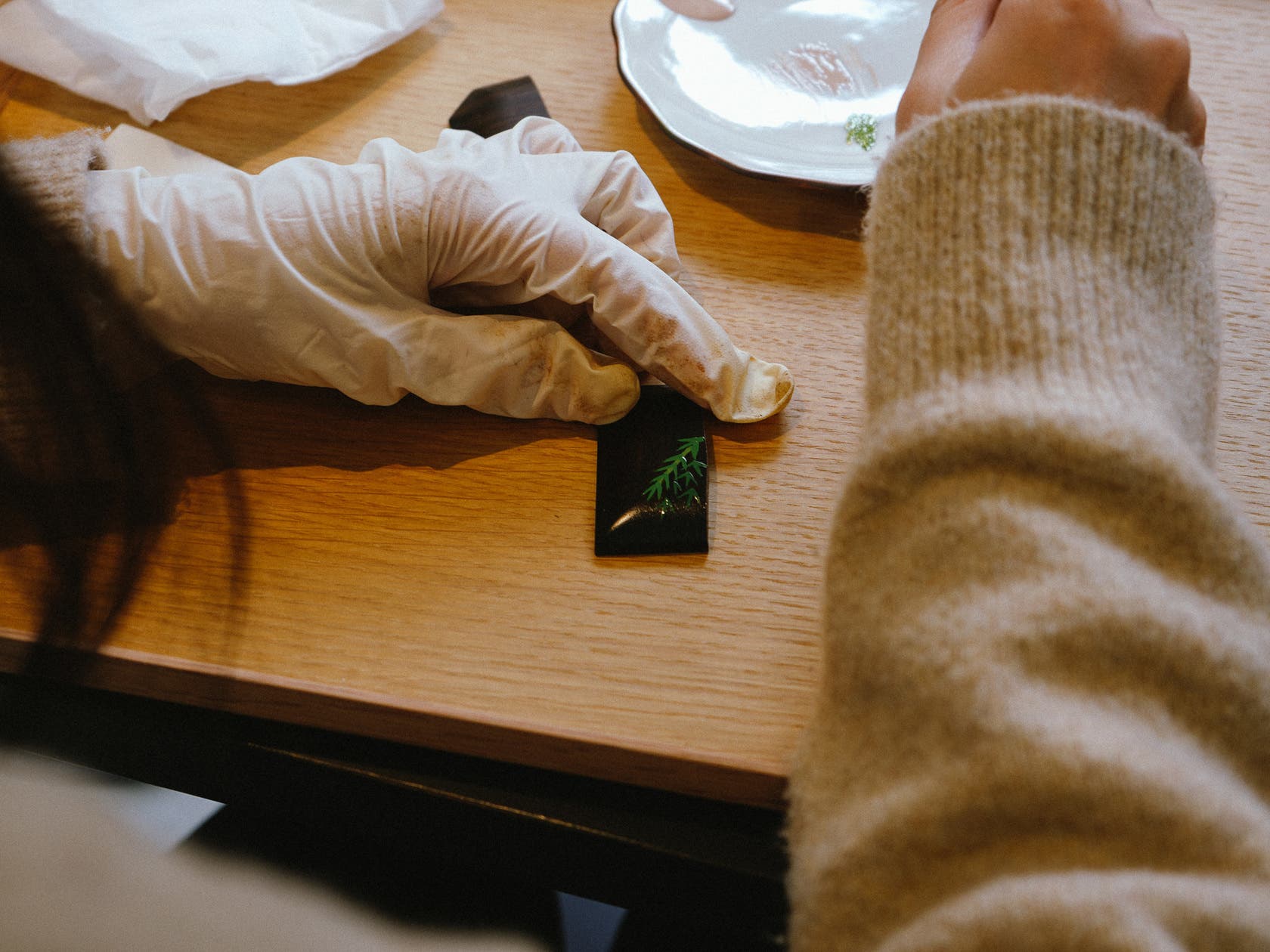 自然に囲まれた、ゆったり使えるカフェスペース。本格的な厨房設備もあるので、レンタルキッチンやパーティーにも！の写真7