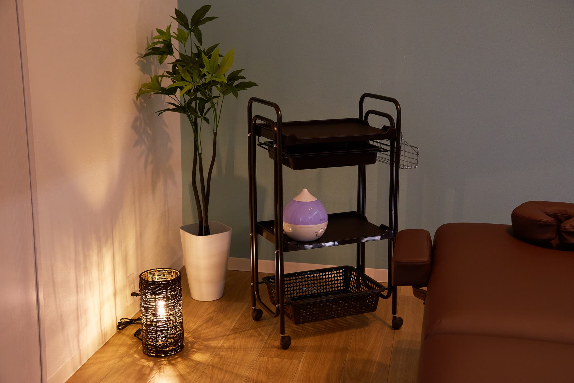 JR六甲道駅から徒歩5分のレンタルサロン Wifi・ホットキャビネット無料 マッサージ・各種エステに！の写真4