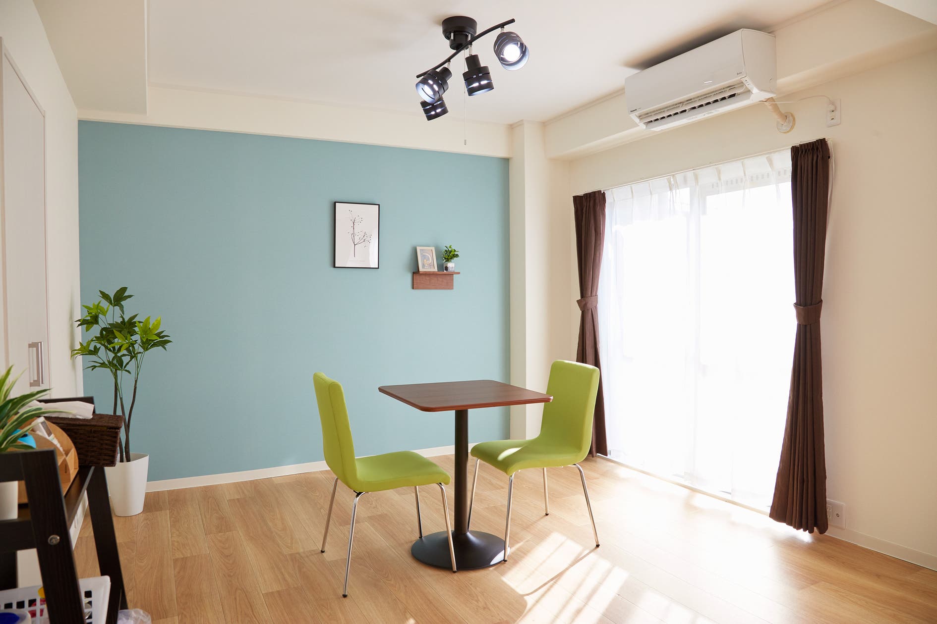 JR六甲道駅から徒歩5分のレンタルサロン Wifi・ホットキャビネット無料 マッサージ・各種エステに！の写真7