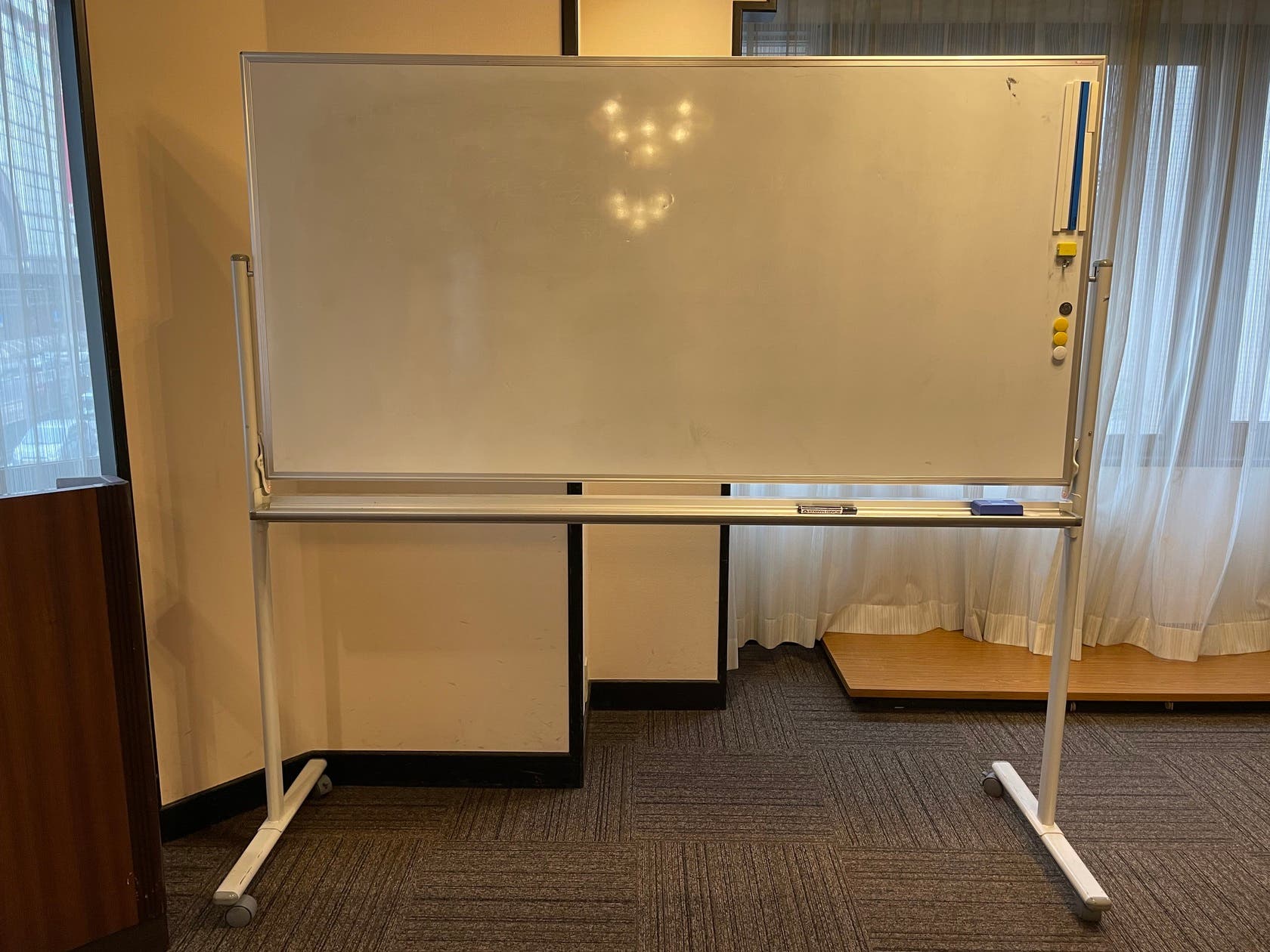 ☆レンタルオフィスいよてつ大街道203号室☆伊予鉄道 市内電車 大街道電停から徒歩1分！！の写真5