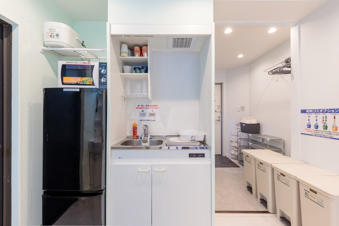 【駅近1分🏠３部屋】大人数で利用できる広々空間😍 パーティー 撮影 ハウススタジオ 多用途OK👌ベッド2台 メイク室💄最大25名の写真24