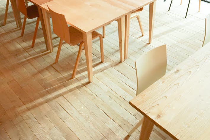 【コワーキング席】自然光と木の温かみのあるスペースで作業(一名用)の写真5