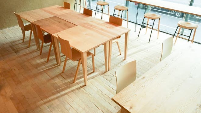 【コワーキング席】自然光と木の温かみのあるスペースで作業(一名用)の写真6