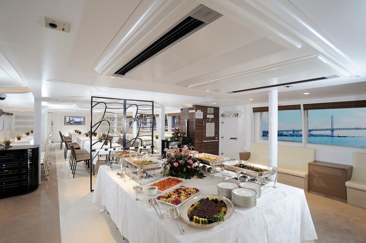 【横浜・都内】オセアンブルー/一隻を貸切！皆でパーティ！の写真8