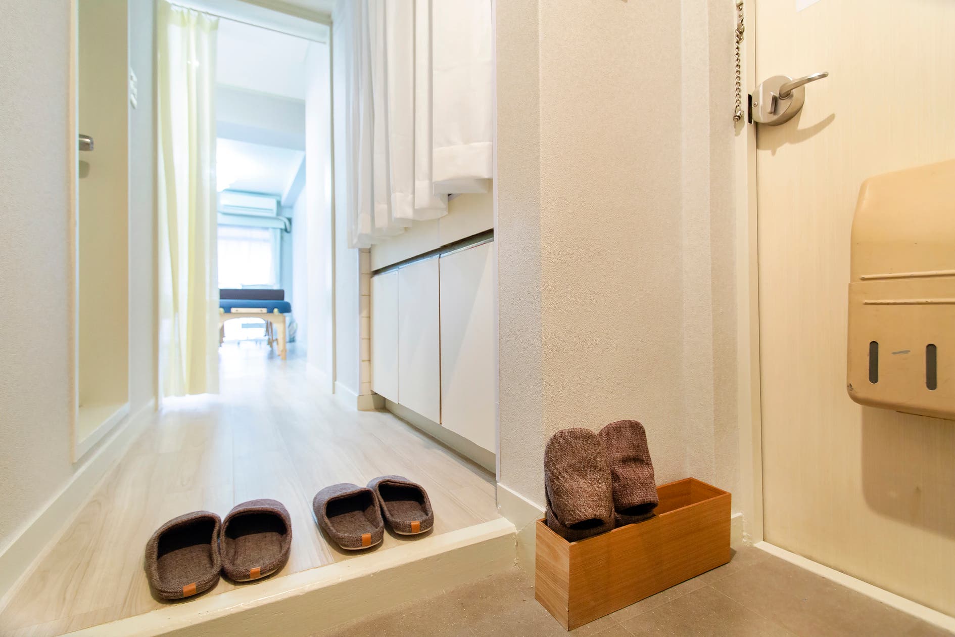 【目黒駅徒歩2分】【完全個室型レンタルサロン】エステ・整体・ネイル最適/即予約可能/備品無料/見学歓迎/固定光の写真28