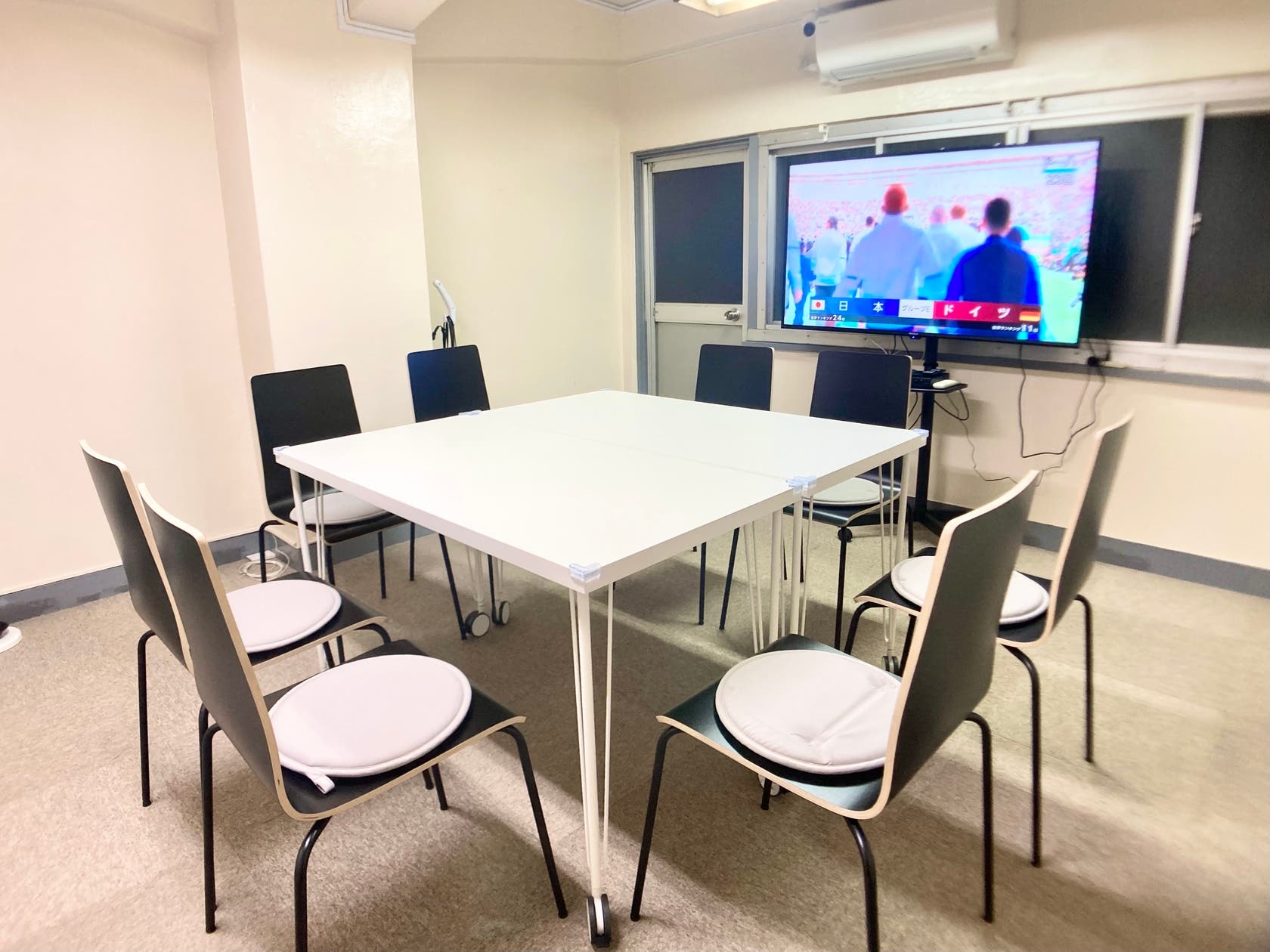 【神田 風月】🍀神田駅徒歩3分★大型TV・高速Wi-Fi無料★会議・レッスン・撮影・懇親会・ゲーム・施術等に♪の写真3