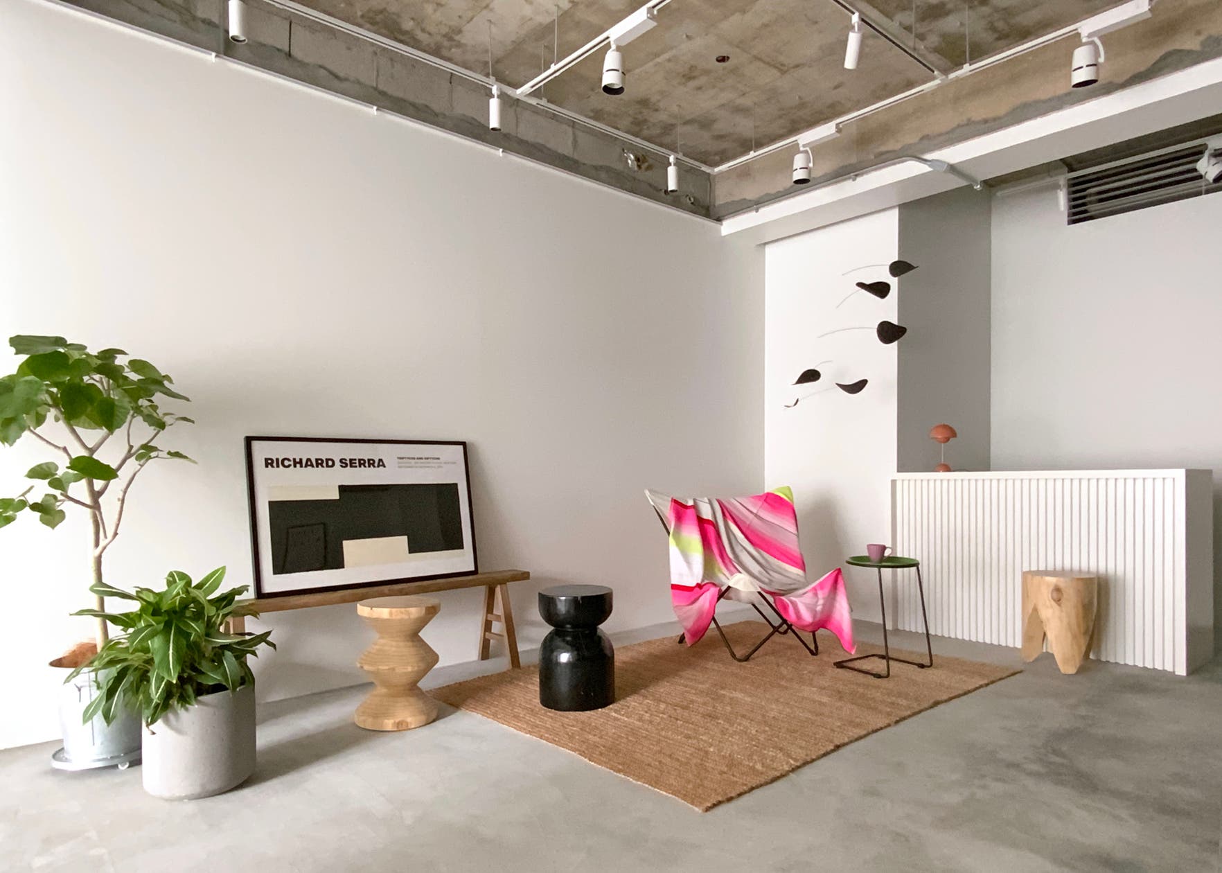 【東日本橋駅3分】アパレルのスチール撮影、アート展等のギャラリー用途、ポップアップストアや展示会に最適な路面のレンタルスペースの写真6