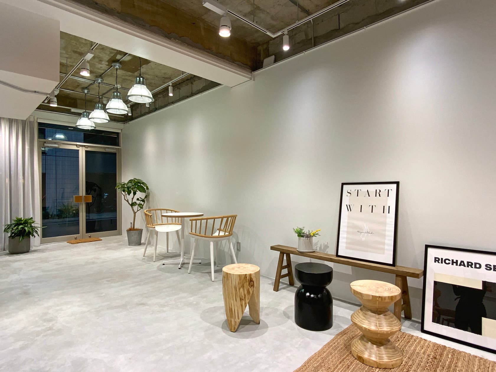 【東日本橋駅3分】アパレルのスチール撮影、アート展等のギャラリー用途、ポップアップストアや展示会に最適な路面のレンタルスペースの写真10