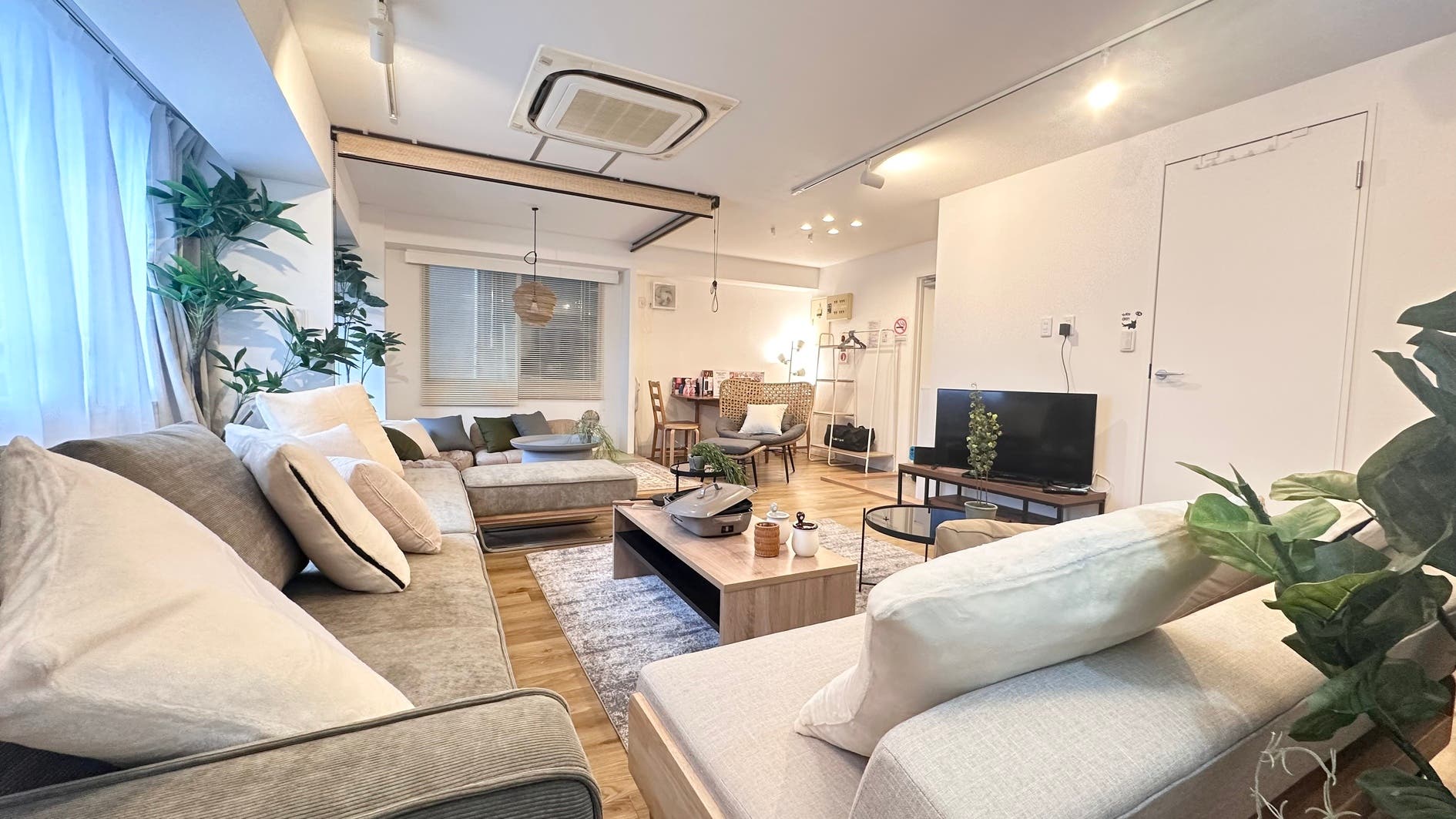 #ウッディGoburin501【新大久保】駅1分 クリスマス🎄忘年会🤶🍷レバノン産ワイン飲み放題🌸学割🌸推し活格安💰の写真8