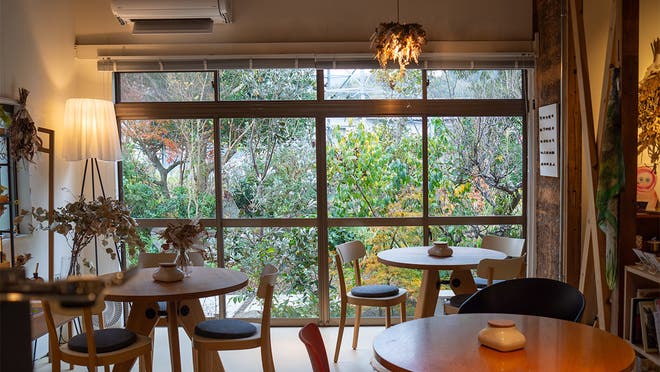 BUNKO | カフェスペース | 敷地内駐車場ありの写真3