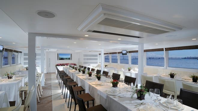 【横浜・都内】オセアンブルー/一隻を貸切!皆でパーティ!の写真5