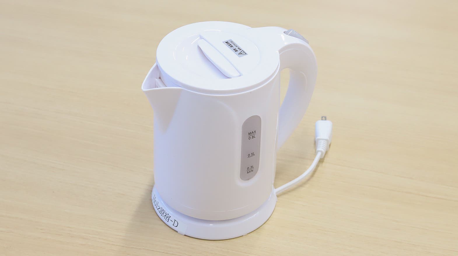 【原宿/竹下口徒歩１分】会議や打合わせに最適な多目的レンタルスペース｜電源 WiFi プロジェクター＜Holz＞原宿Dの写真13