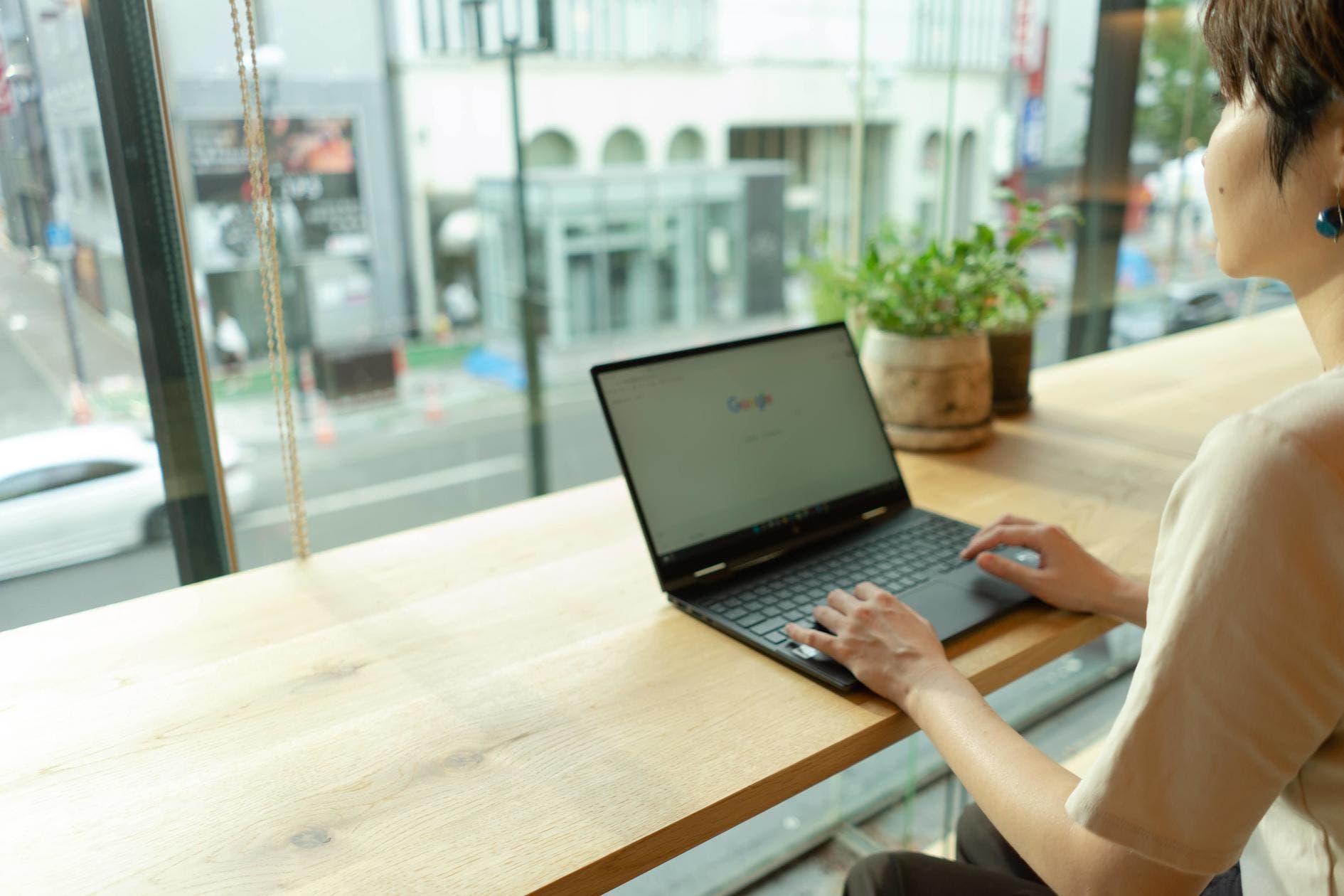 【コワーキング席】自然光と木の温かみのあるスペースで作業(一名用)の写真7