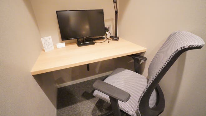 <ミニマルワークスペース亀戸No.4>完全個室⭐️高速Wi-Fi📶モニター🖥テレワーク/Web会議/Zoomの写真3