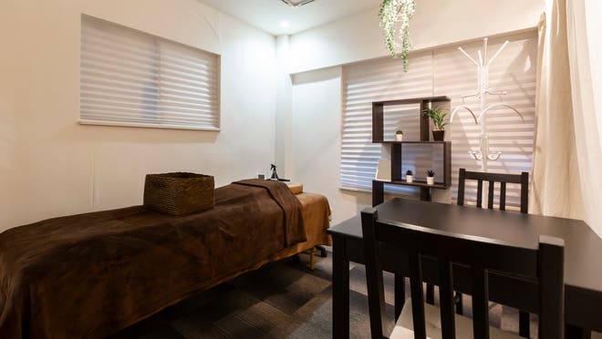 【好評につき半額キャンペーン延長!】赤坂駅徒歩2分の好立地。マッサージ・エステ・整体に【オレンジルーム】minoribaの写真1