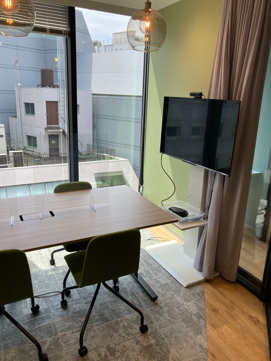 【JR水道橋駅徒歩5分】4名様用会議室。Wi-Fi、モニター、カメラも完備でオンライン会議も対応！の写真3