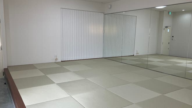 【琉球畳】落ち着く15畳和室スペース★JR尼崎徒歩9分!の写真1