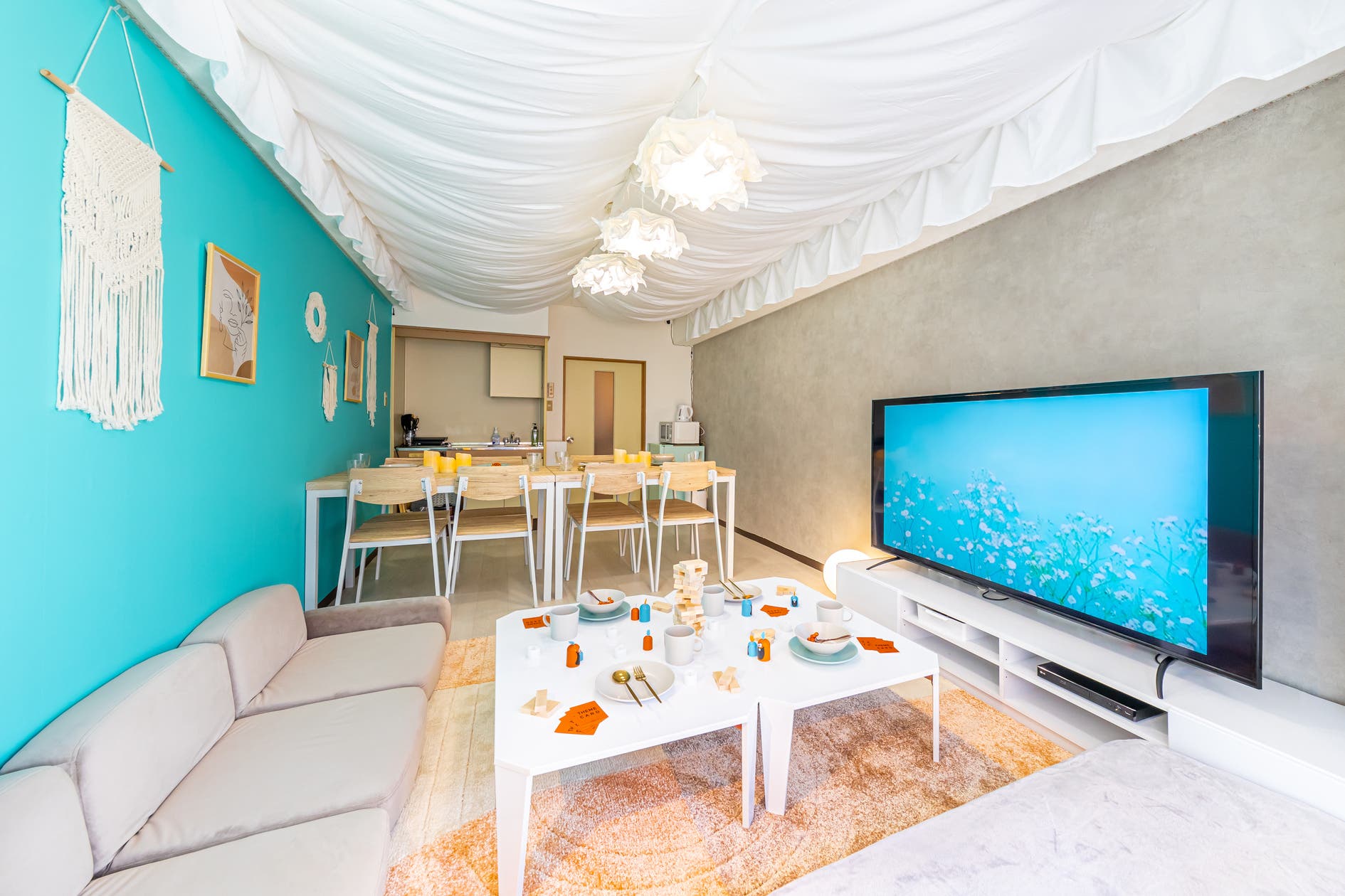 🌈NEWオープン🌈おうちグランピング/65型TV/ボドゲ20種/マダミス/上映会・撮影/推し会/女子会/ママ会/ゴミ捨て無料の写真4