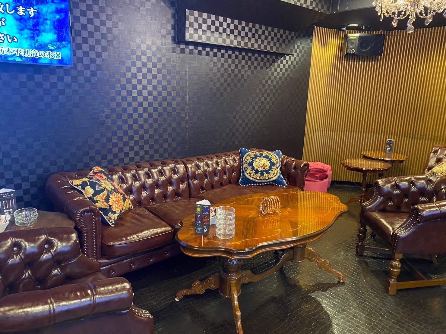 駅1分❗️❕女子会🍷🆕カラオケ✨🎤最新機種マックスGO導入！🎤大迫力な大型スクリーン🎬があるバー🍷🍺の写真26