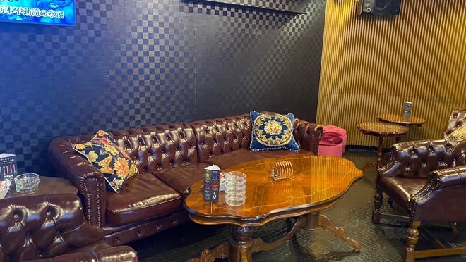 駅1分❗️❕女子会🍷🆕カラオケ✨🎤最新機種マックスGO導入!🎤大迫力な大型スクリーン🎬があるバー🍷🍺の写真26