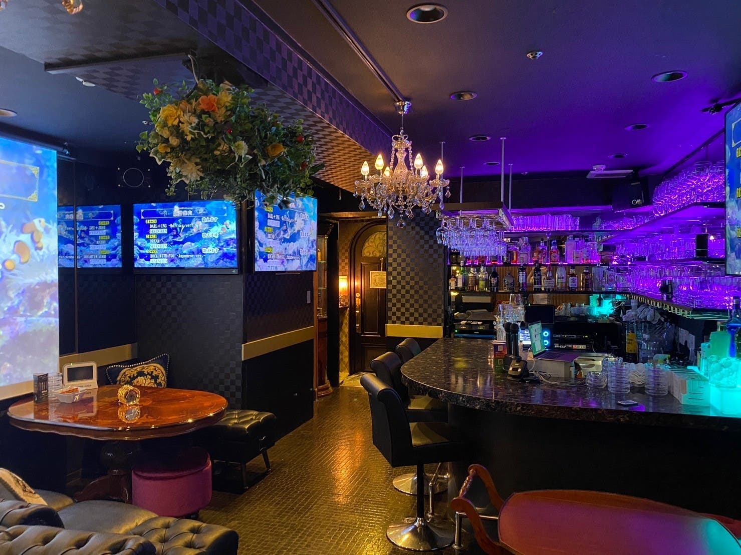 駅1分❗️❕女子会🍷🆕カラオケ✨🎤最新機種マックスGO導入！🎤大迫力な大型スクリーン🎬があるバー🍷🍺の写真29